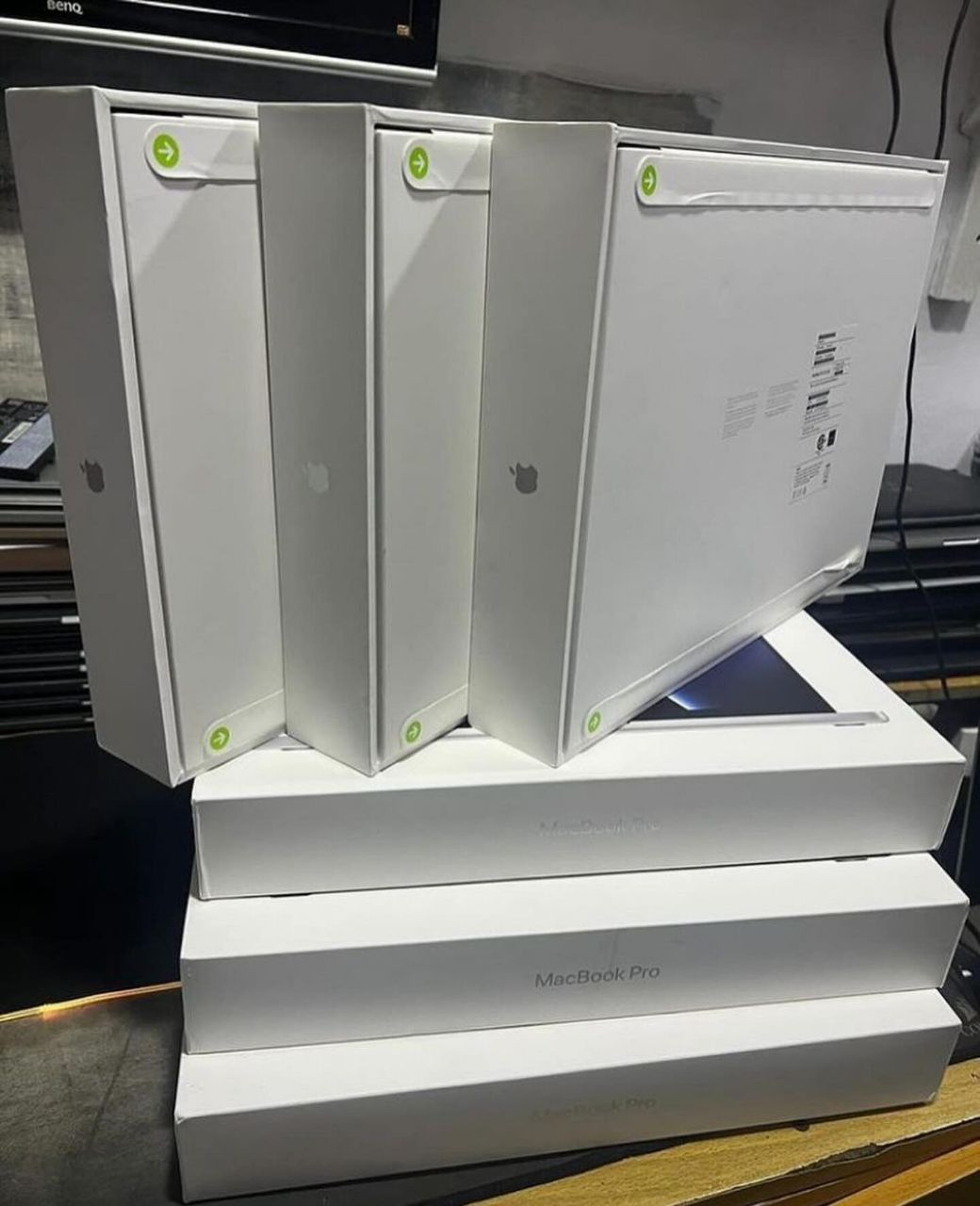 MacBook Pro Pallet - Pallets Liquidation